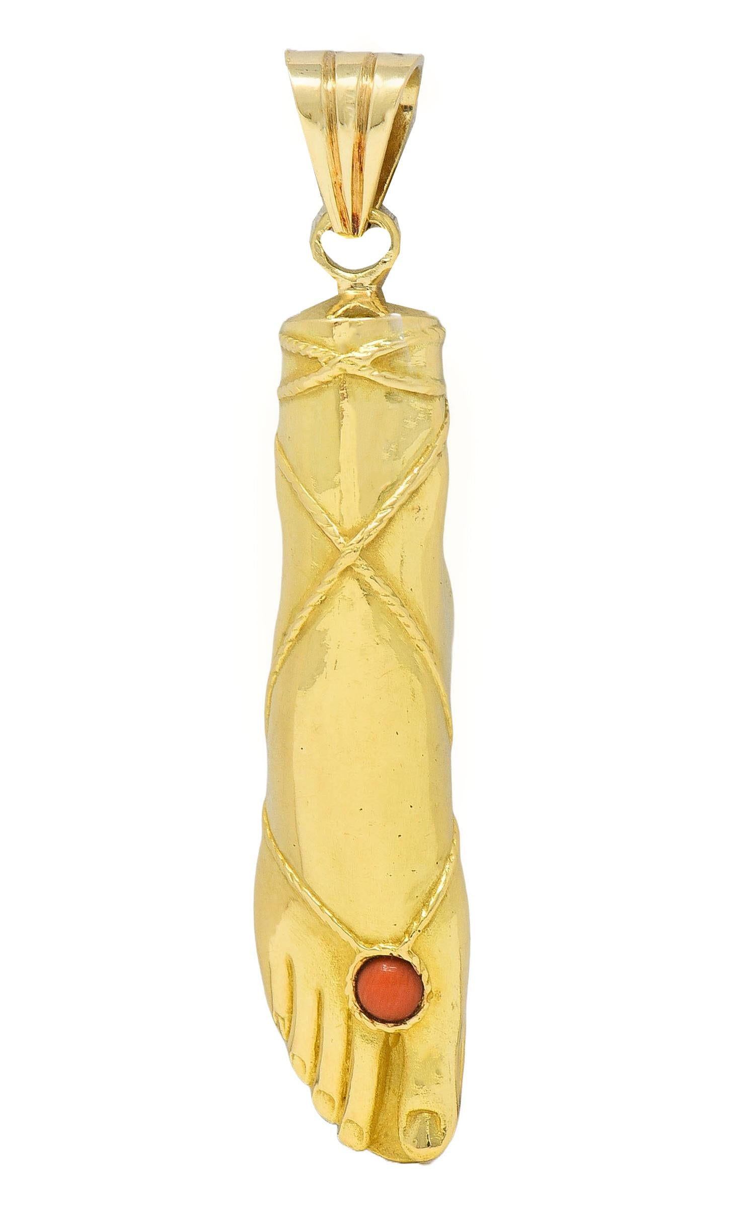 Fred Paris 1970's French Coral 18 Karat Yellow Gold Vintage Foot Penda